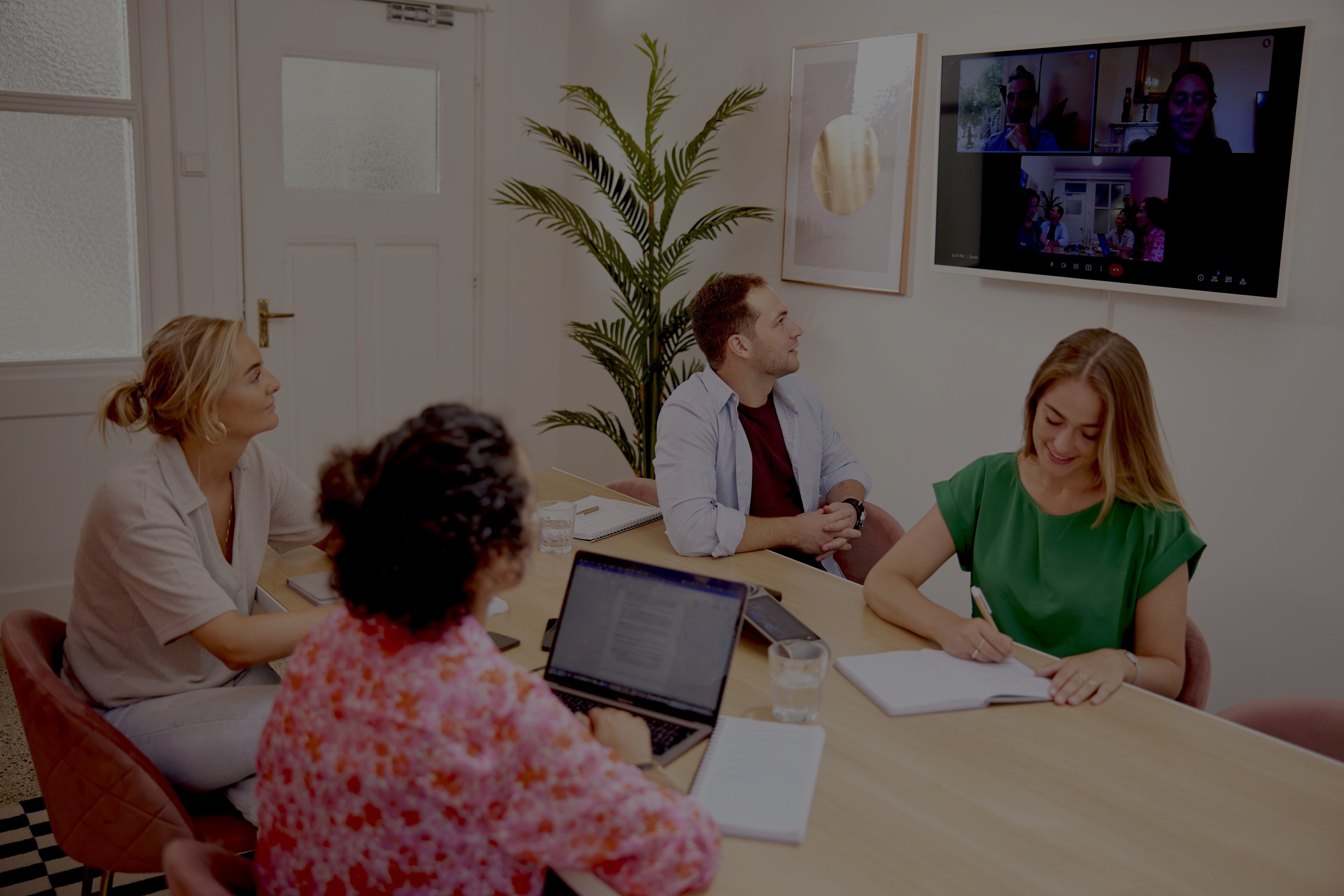 Learn what we can do for your IoT industry | KPN IoT